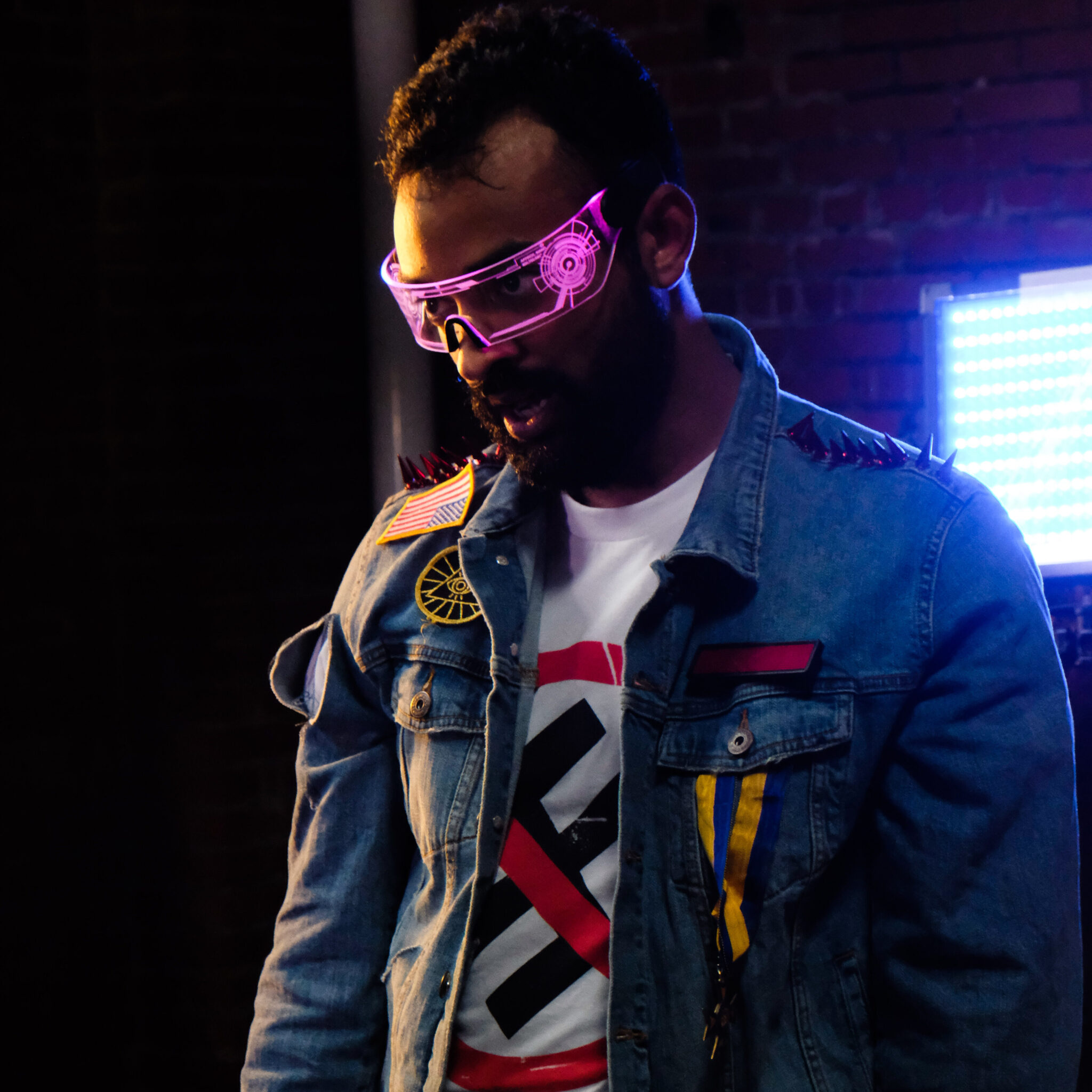 This 9-minute cypher featuring 9 Queer rappers will give you a 'Bargasm ...