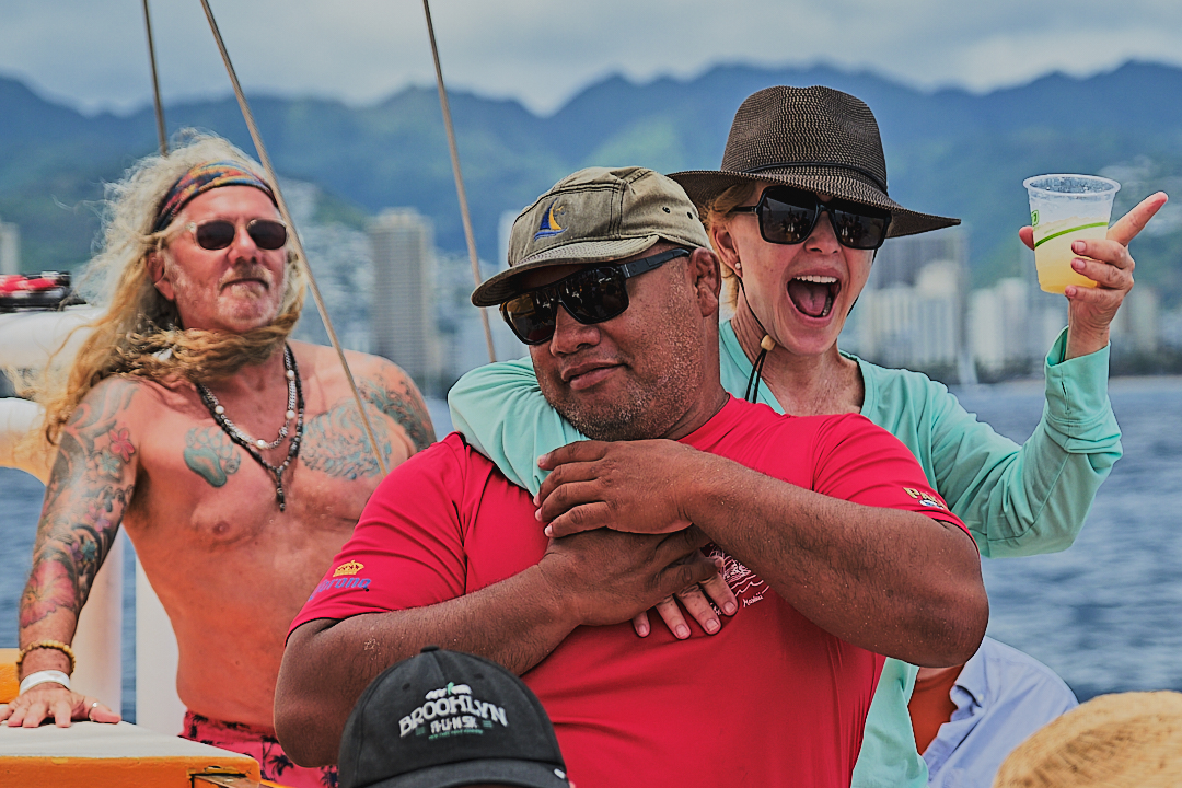 The Aloha Bears are the Embodiment of the Aloha Spirit - Bear World Magazine